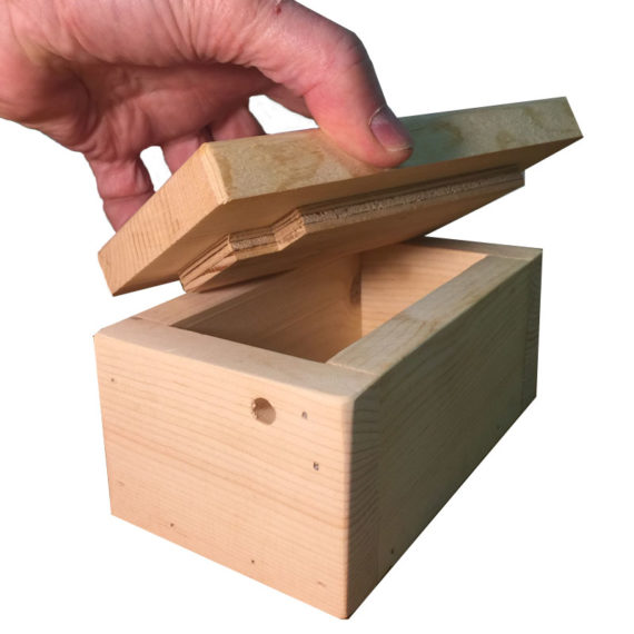 A handy and convenient Hatching Hut- Don Z. - Beediverse Mason Bees